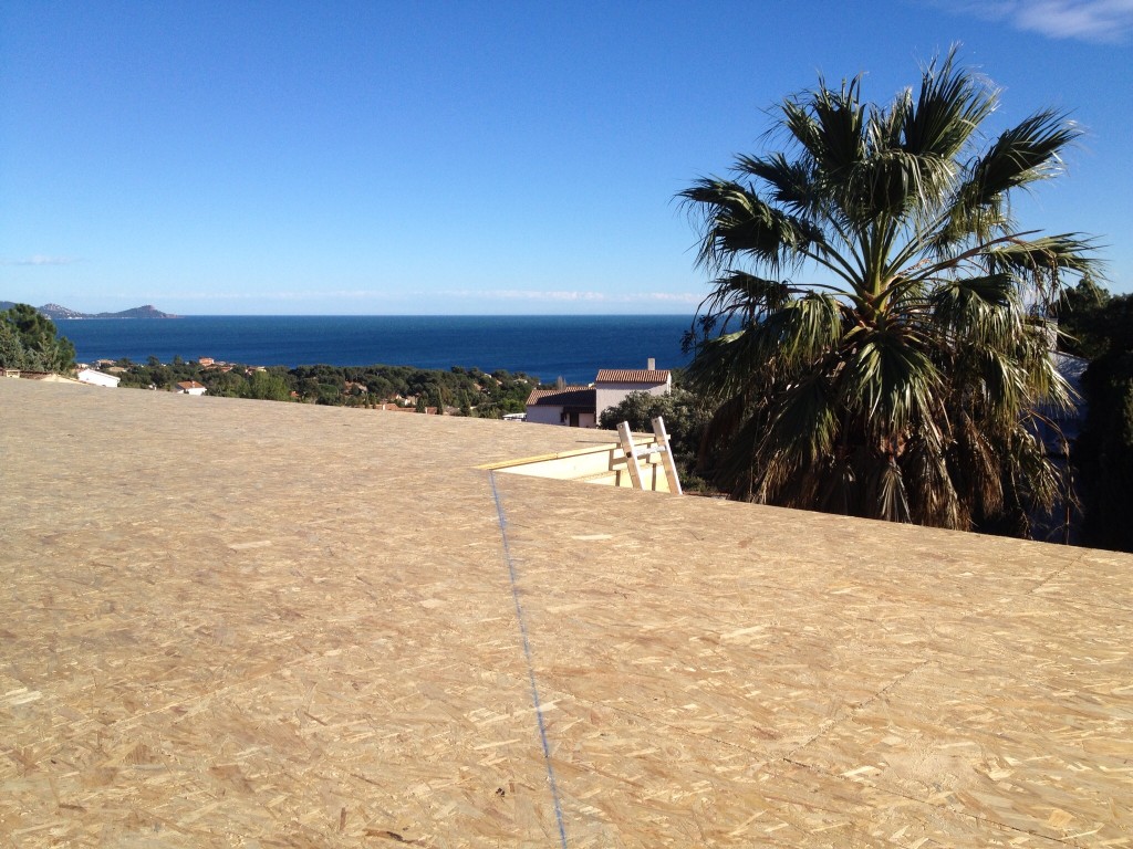 Toiture terrasse à Fréjus - Maison bois côté sud